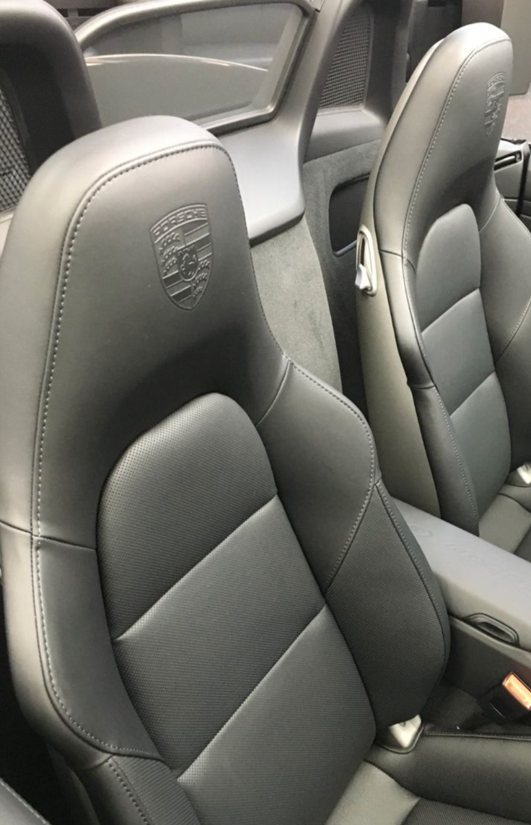 Visite pour découvrir ma future Porsche 981 GTS - Page 2 ...